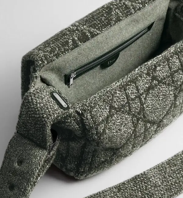 Dior Medium Médaillon Messenger Flap Bag