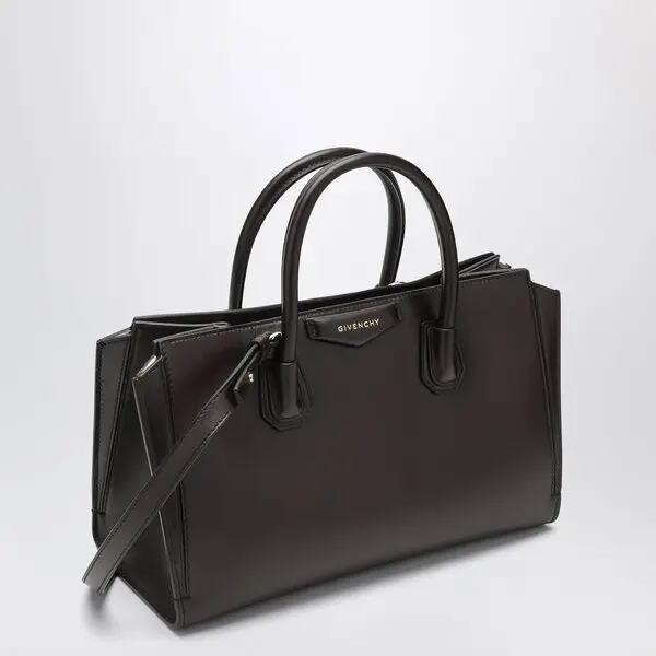 Givenchy Antigona Catchall Bag In Leather - Brown