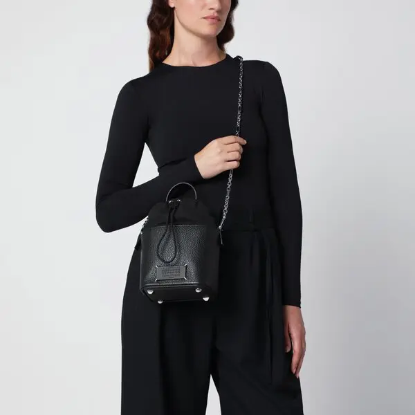 MAISON MARGIELA 5ac Small Leather Bucket Bag - Black