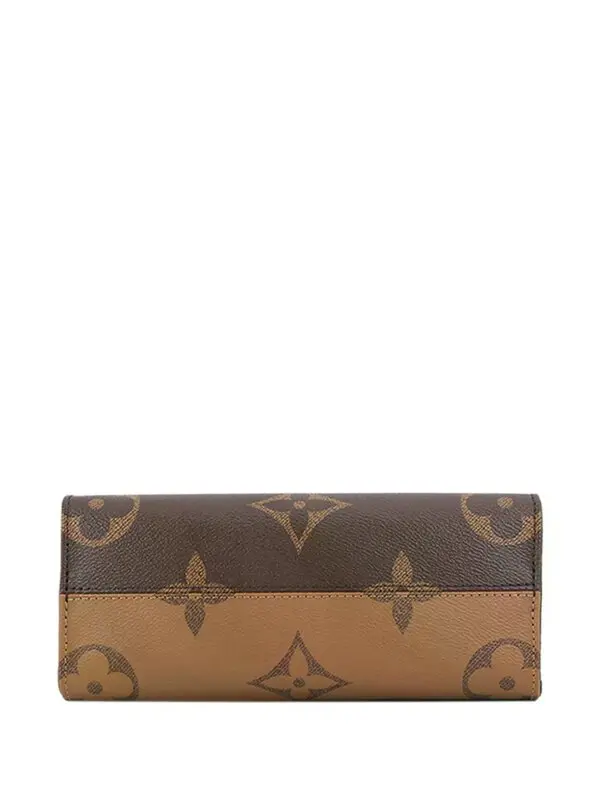 LOUIS VUITTON 2000-2026 Monogram Reverse Giant Onthego Pm Satchel