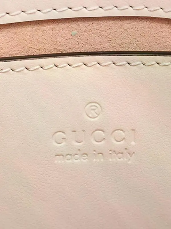 Gucci 2016-2026 Small Gg Marmont Matelasse Leather Shoulder Bag - White