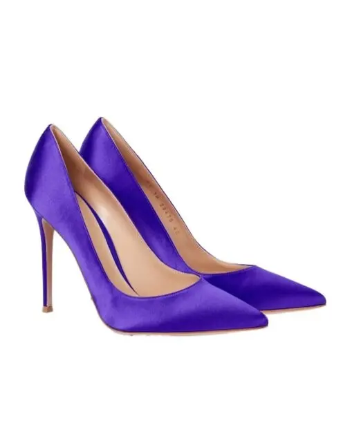 GIANVITO ROSSI Satin Crêpe Pumps