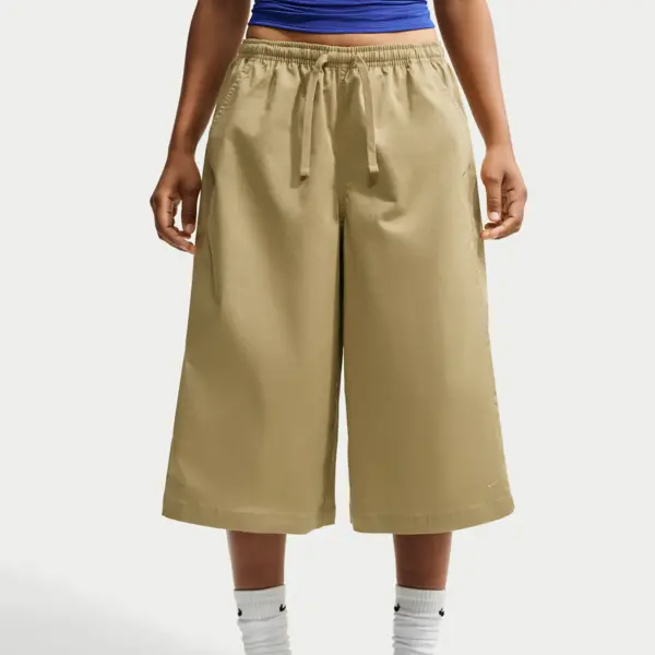 Nike Sportswear Oversized Mid-rise Parachute Shorts