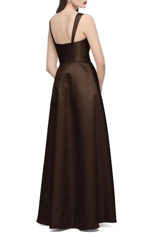 Alfred Sung Lyssa Sleeveless Matte Satin Gown
