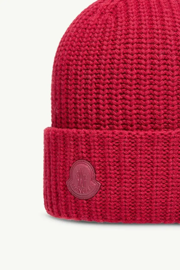 Moncler Logo Patch Knitted Beanie