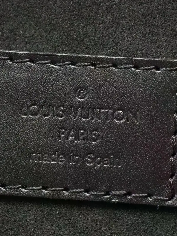 LOUIS VUITTON 2019 Monogram Reverse Cannes Vanity Bag