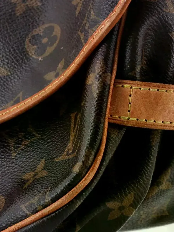 LOUIS VUITTON Saumur Handbag Monogram Canvas 30 Crossbody Bag