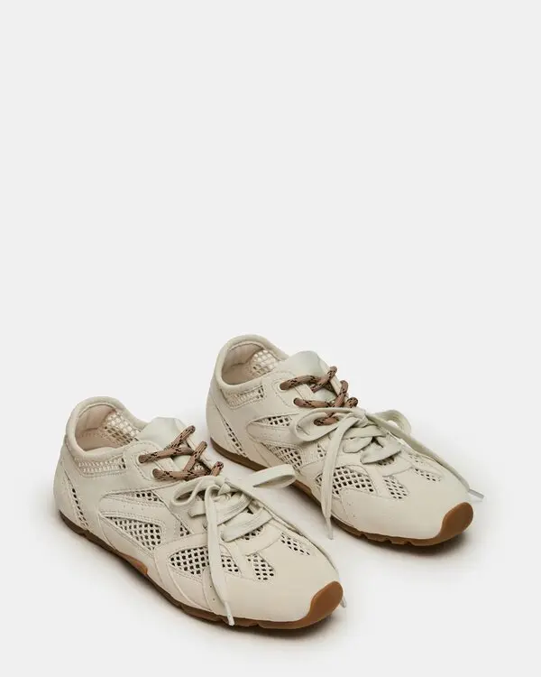 Steve Madden Aziel Sneaker & Chili Shoe Charm Bundle