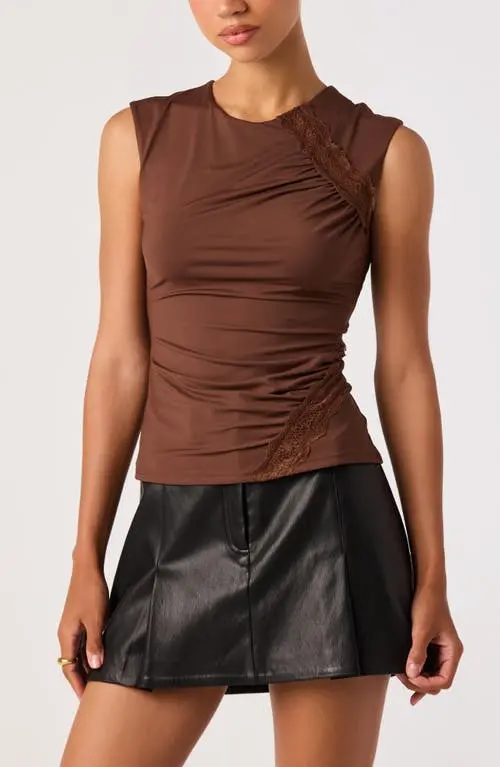 Astr The Label Frances Lace Trim Ruched Top - Brown