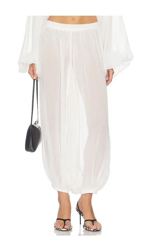 Lioness Suite Escape Pant In White