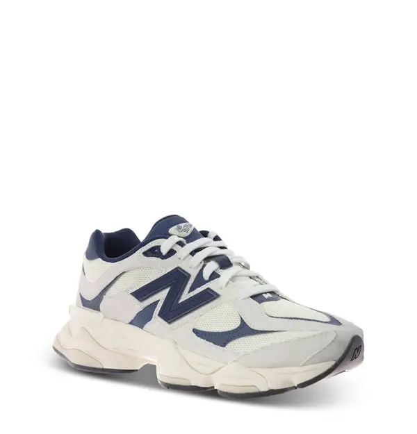 NEW BALANCE 9060 Low Top Sneakers