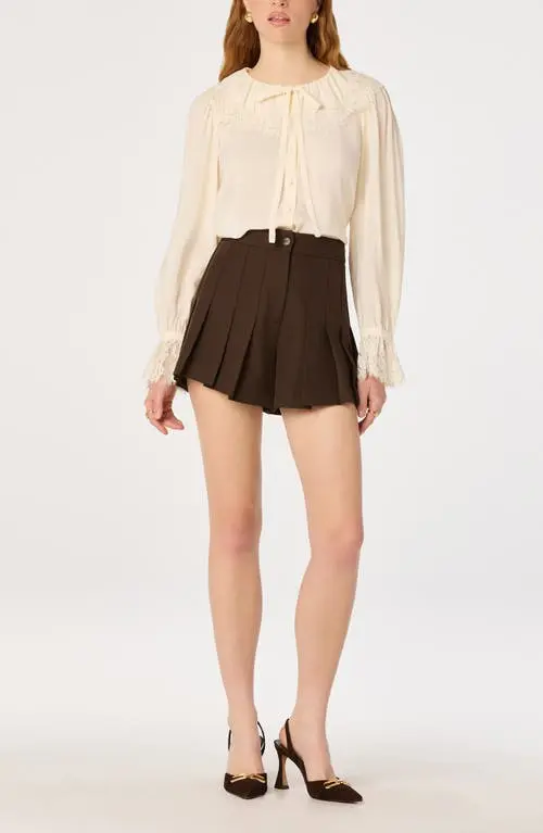 Astr The Label Emberly Lace Trim Top