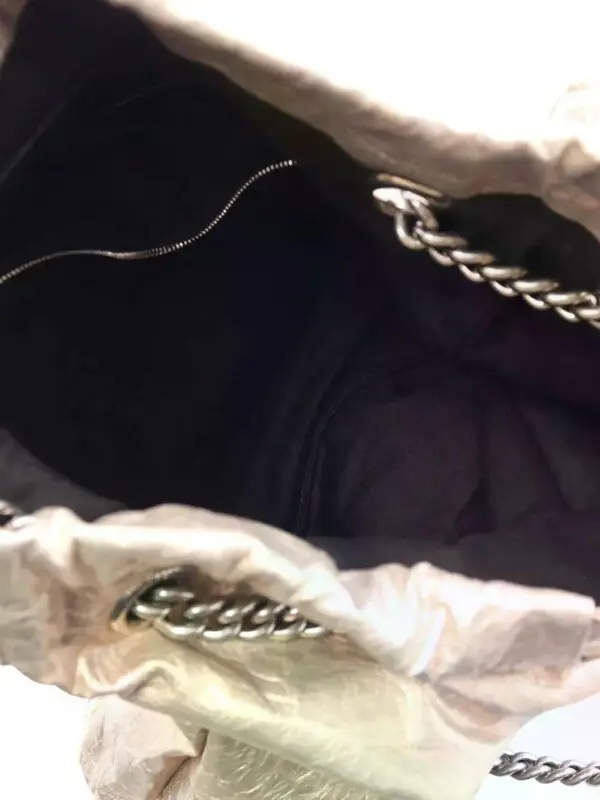 Balenciaga 2018-2026 Medium Leather Crush Tote Bag
