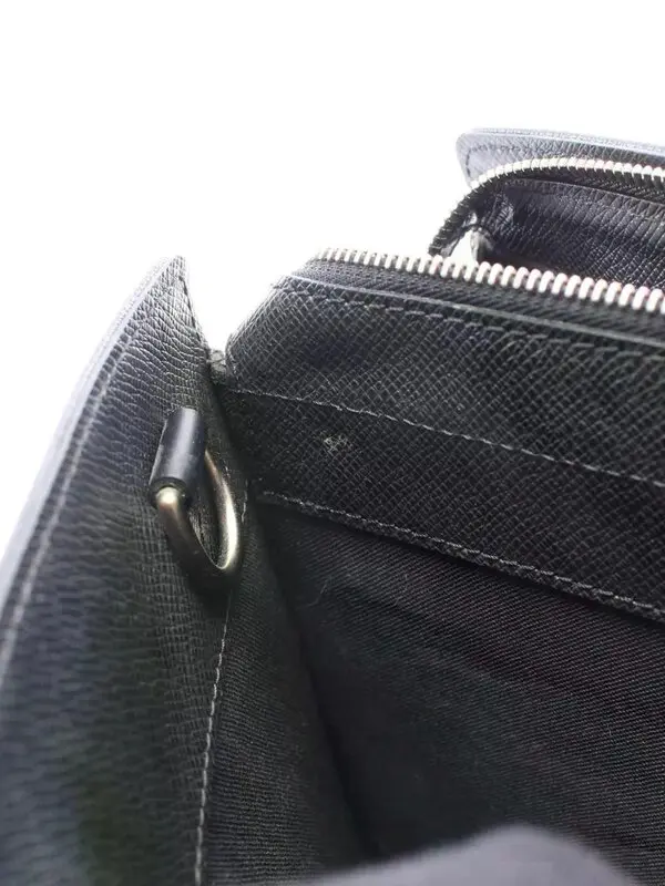 LOUIS VUITTON 2010 Taiga Rosan Briefcase