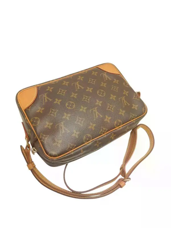 LOUIS VUITTON 2005 Monogram Trocadero 27 Crossbody Bag