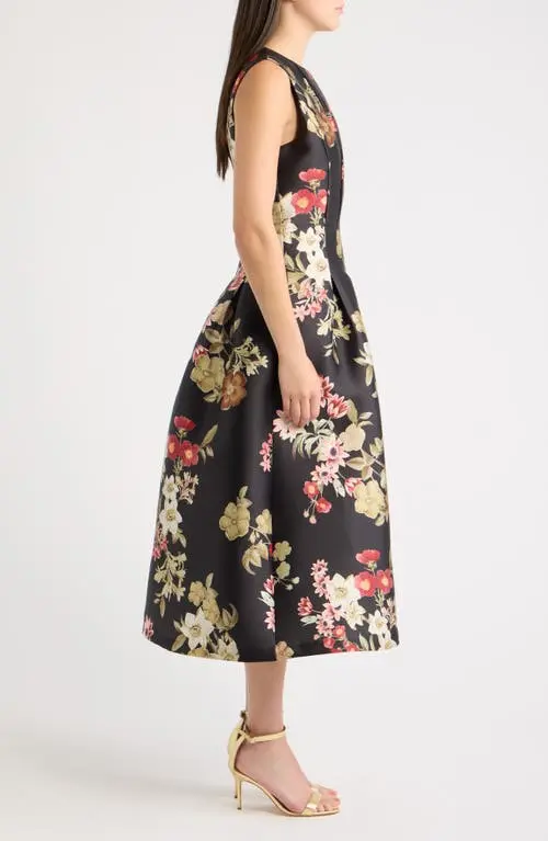 Julia Jordan Floral Print Pleated Cocktail Dress