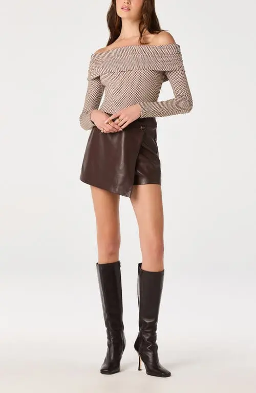 Astr The Label Oaklee Faux Leather Skort
