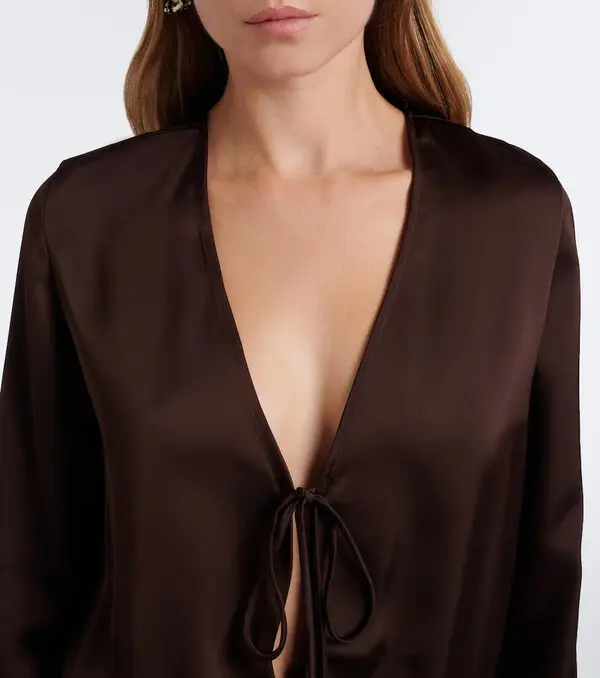 BANANHOT Nema Satin Maxi Dress