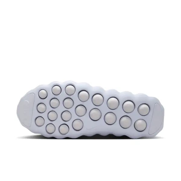 Nike Mind 002 Pregame Shoes