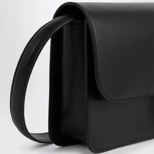 TOTEME Leather Clutch Bag With T-lock Closure - Black