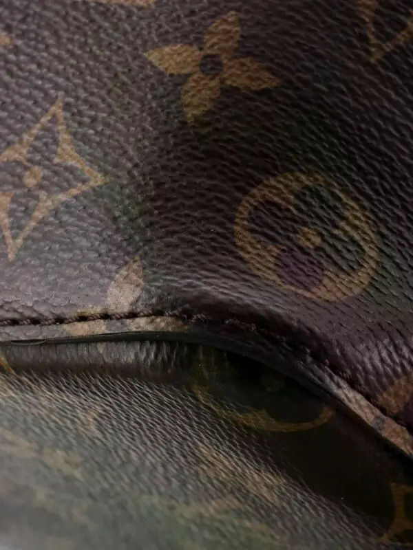 LOUIS VUITTON Neonoe Handbag Monogram Canvas With Leather Mm Bucket Bag - Brown