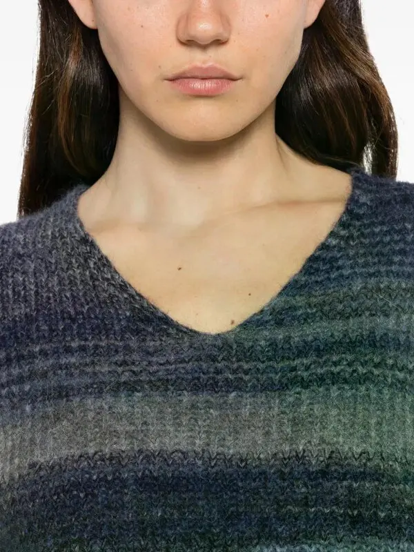 NEERA V-neck Sweater