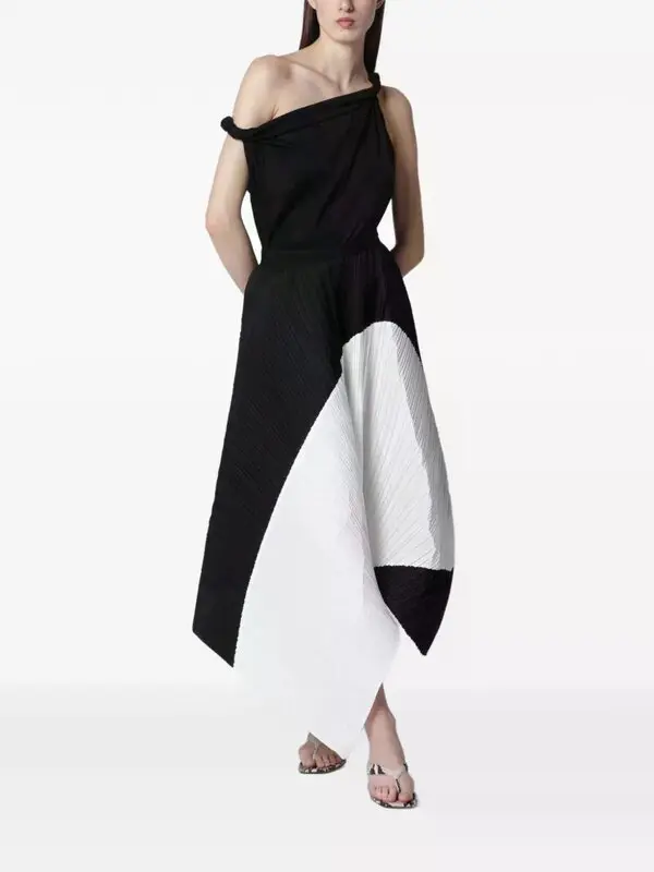 ENTIRE STUDIOS Veer Pleated Asymmetric Skirt