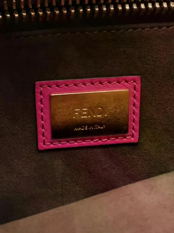 Fendi 2000-2010 Medium Leather Peekaboo Iconic Satchel - Pink