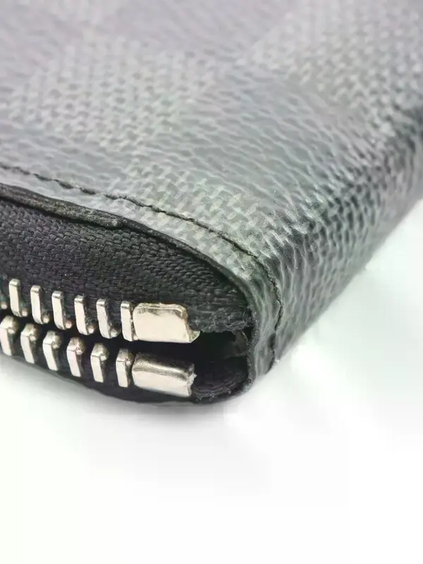 LOUIS VUITTON 2016 Zippy Damier Graphite Wallet