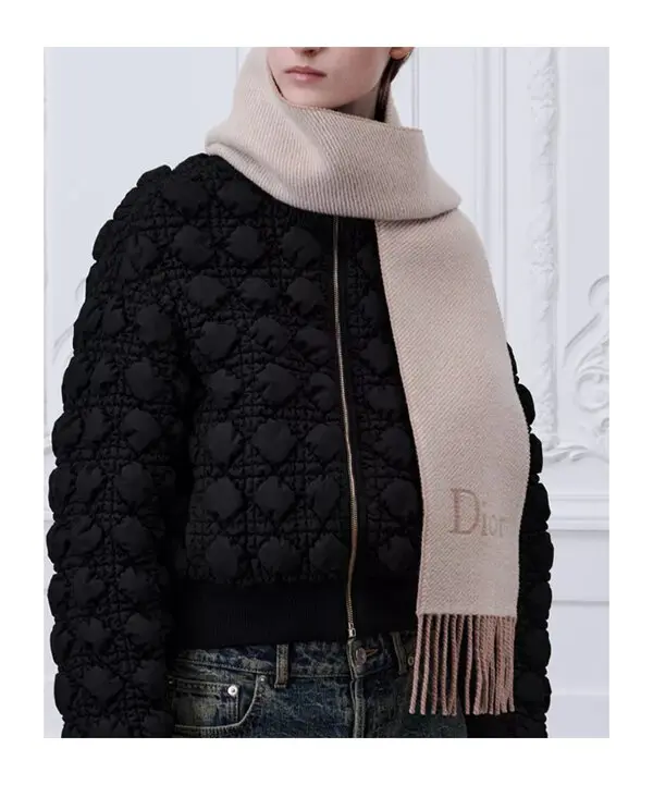 Dior Essence Scarf