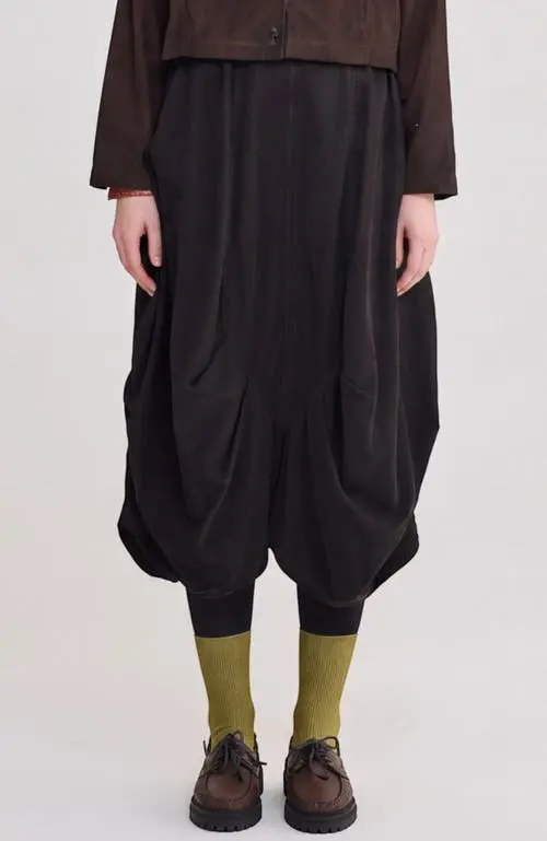 LUUKAA Ninon Velvet Balloon Skirt - Black