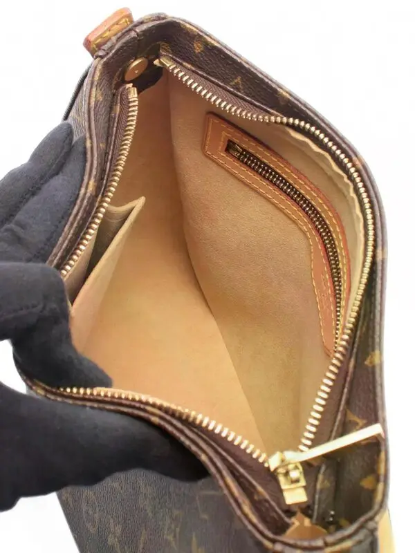 LOUIS VUITTON 2001 Mm Looping Monogram Shoulder Bag