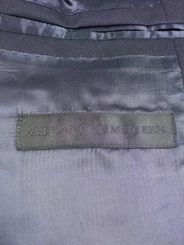 Alexander McQueen 2000s Cut-off Buttonless Jacket