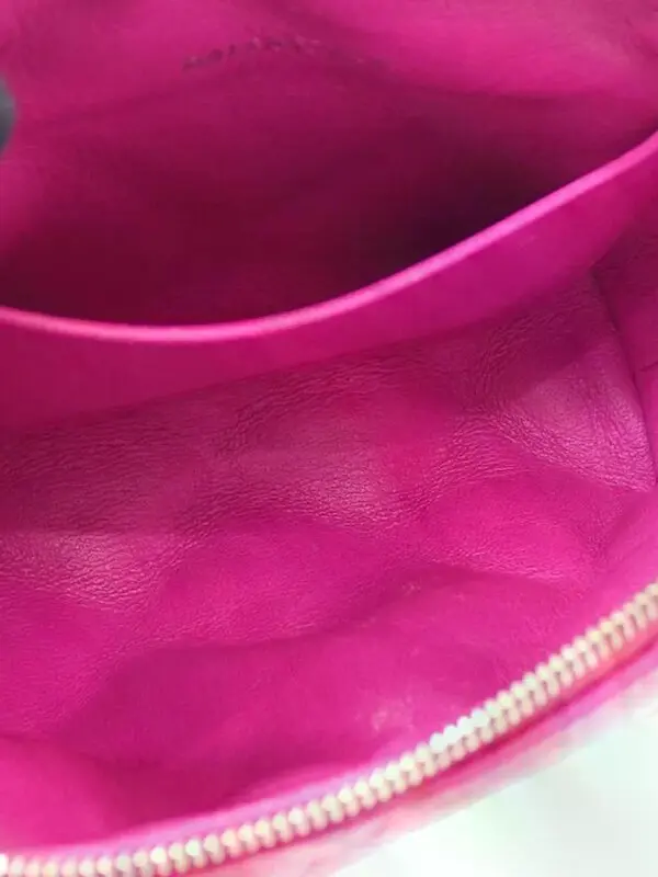 Balenciaga 2010-2026 Quilted Nappa Touch B Camera Bag Xs Crossbody Bag - Pink