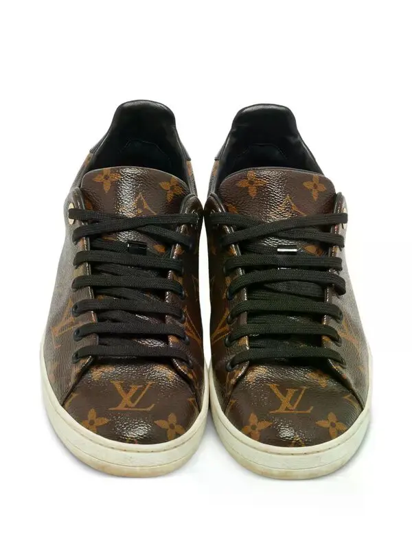 LOUIS VUITTON Frontrow Monogram Sneakers