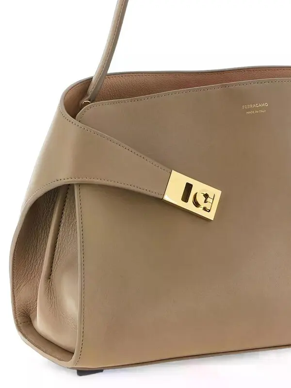 FERRAGAMO Medium Hug Soft Shoulder Bag