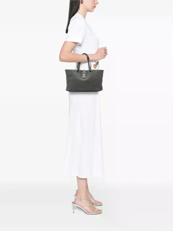 Bottega Veneta 2012-2026 Medium Nappa Intrecciato Capri Tote Bag - Grey
