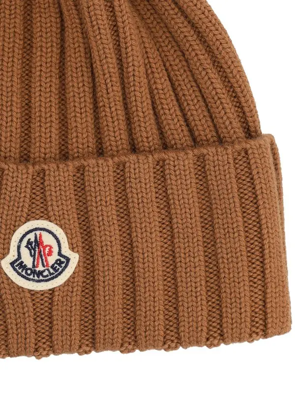 Moncler Berretto In Lana Con Pon Pon