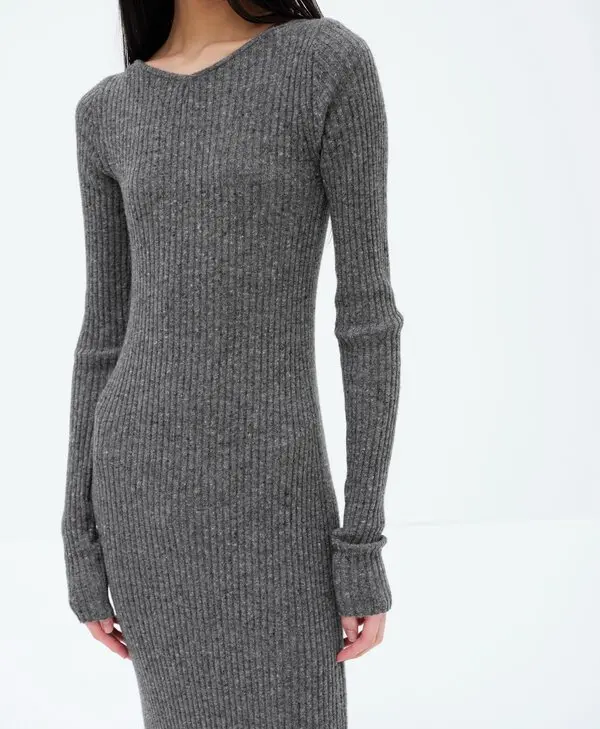 Auralee V-neck Knit Dress