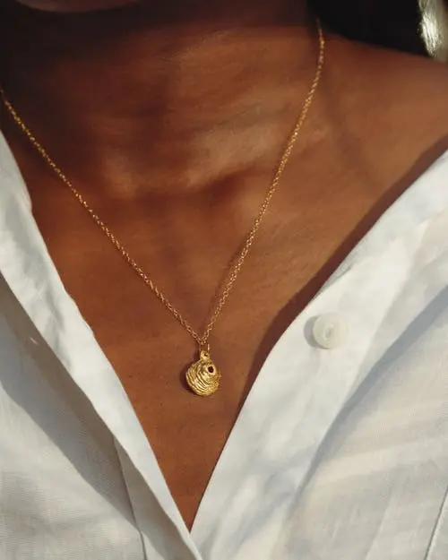 ISADORE LEE Key Hole Mini Necklace