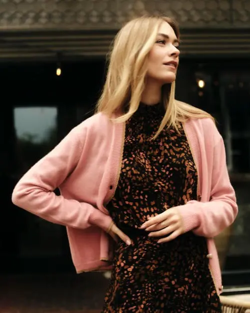 CARTOLINA Elissa Cashmere V-neck Cardigan - Coral