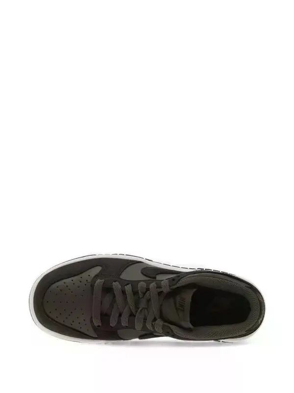 Nike Dunk Low Se Sneakers