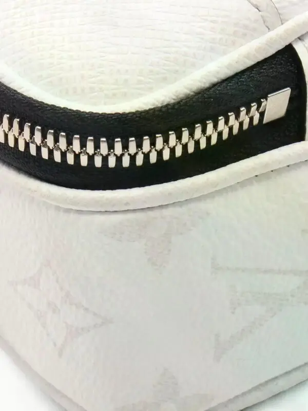 LOUIS VUITTON 2021 Alpha Taigarama Messenger Bag