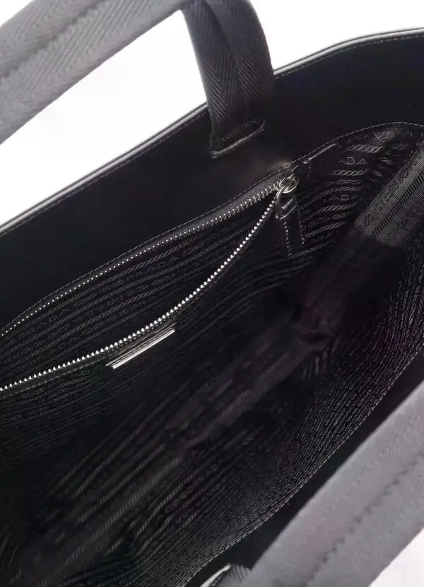 Prada 2010s Leather Tote Bag