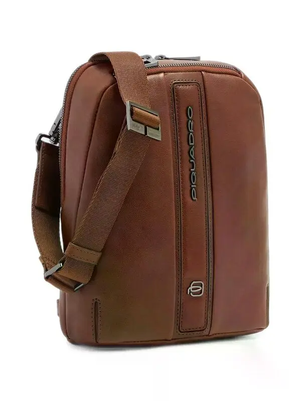 PIQUADRO Logo-plaque Leather Messenger Bag