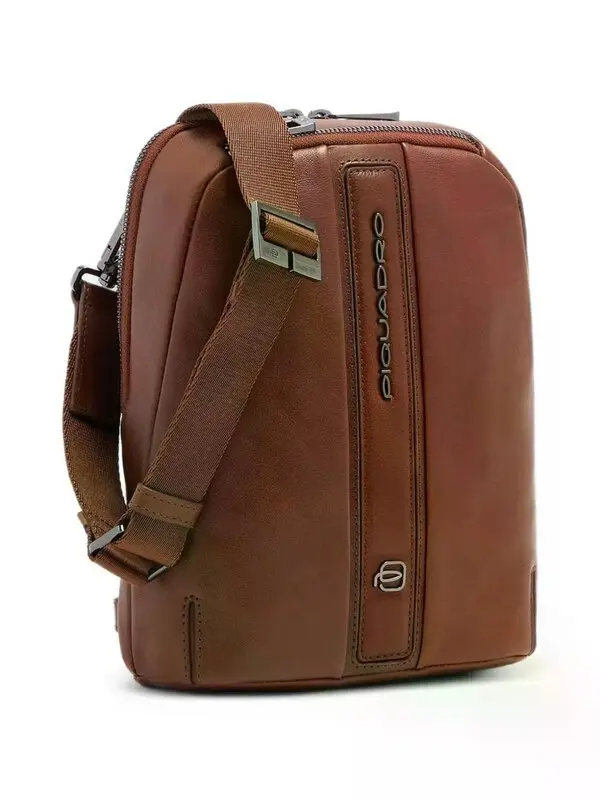 PIQUADRO Logo-plaque Leather Messenger Bag
