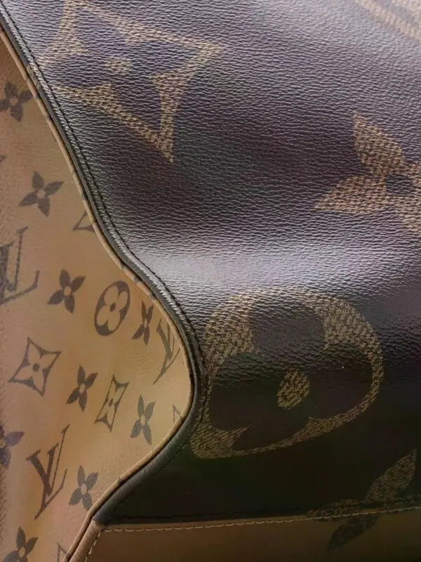 LOUIS VUITTON Onthego Reverse Monogram Giant Mm Tote Bag