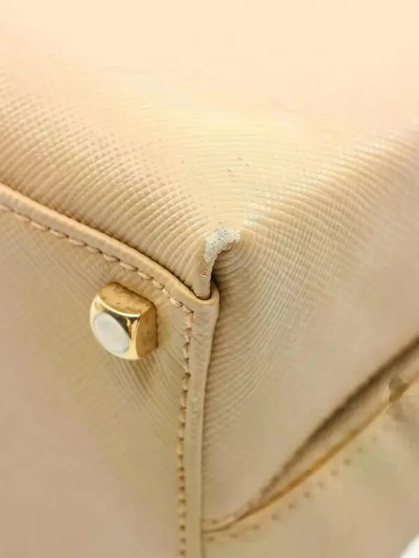FERRAGAMO 2010s Gancini Flip-lock Tote Bag