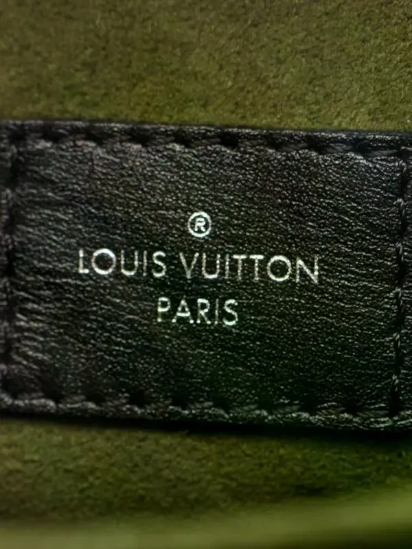 LOUIS VUITTON 2017 Mm Pochette Metis Two-way Handbag - Black