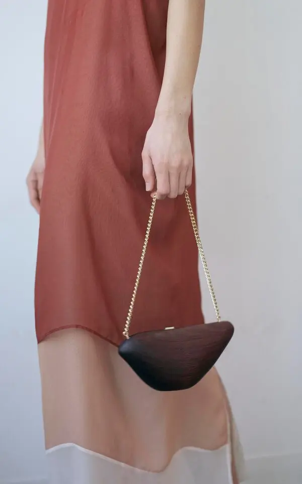 EITTEM Petite Bird In Woodgrain With Gold